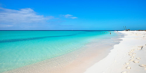 Book Hotels, transfers and trips to Cuba. Hotelcuba.com