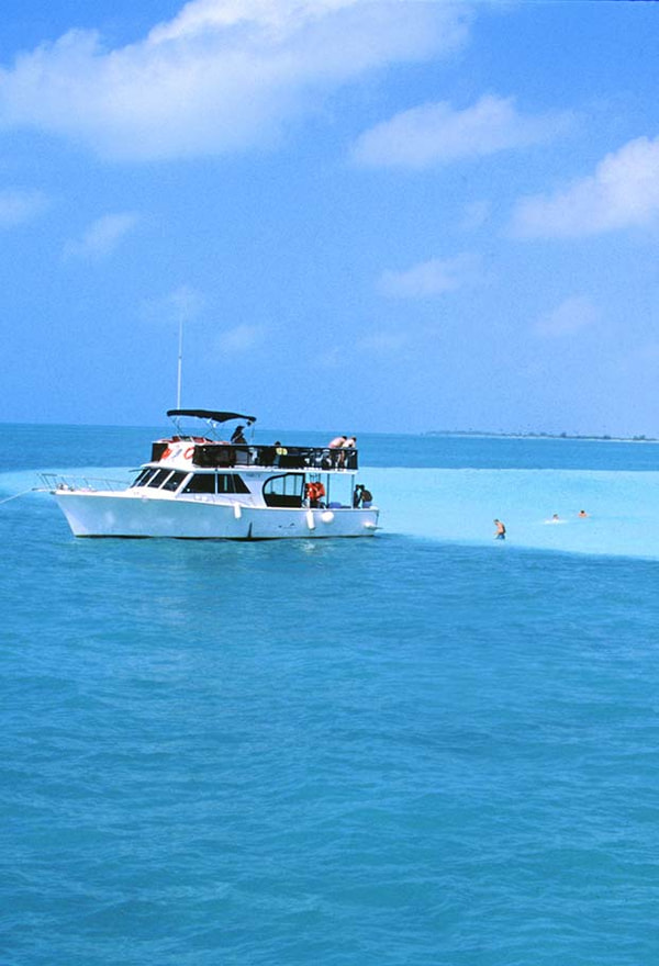 Book your vacation in Hotel inPlaya Santa Lucia. Cuba Hotels starting ...